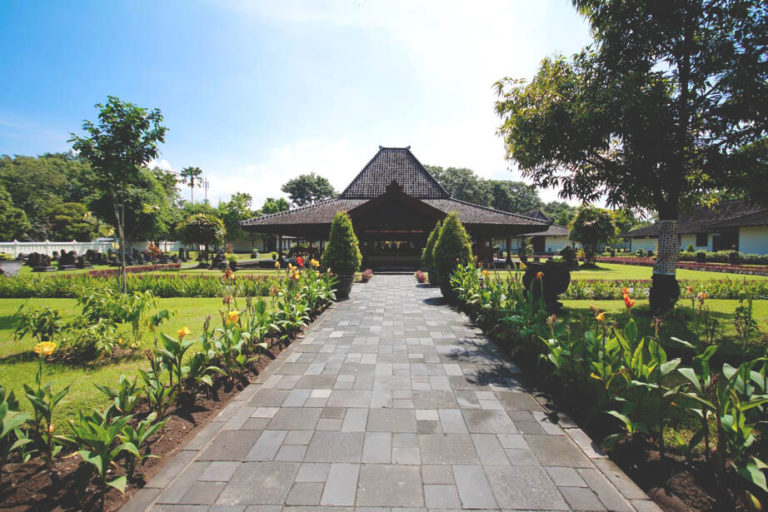 Zugreise durch Java - auf Entdeckungstour in Indonesien